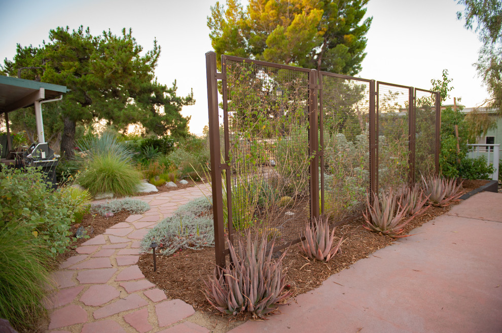 Metal Fences - Eclectic - Landscape - Los Angeles - by FormLA ...