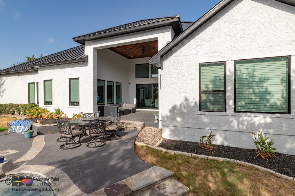 Contrast stucco-stone exterior painting - Contemporary - Exterior ...