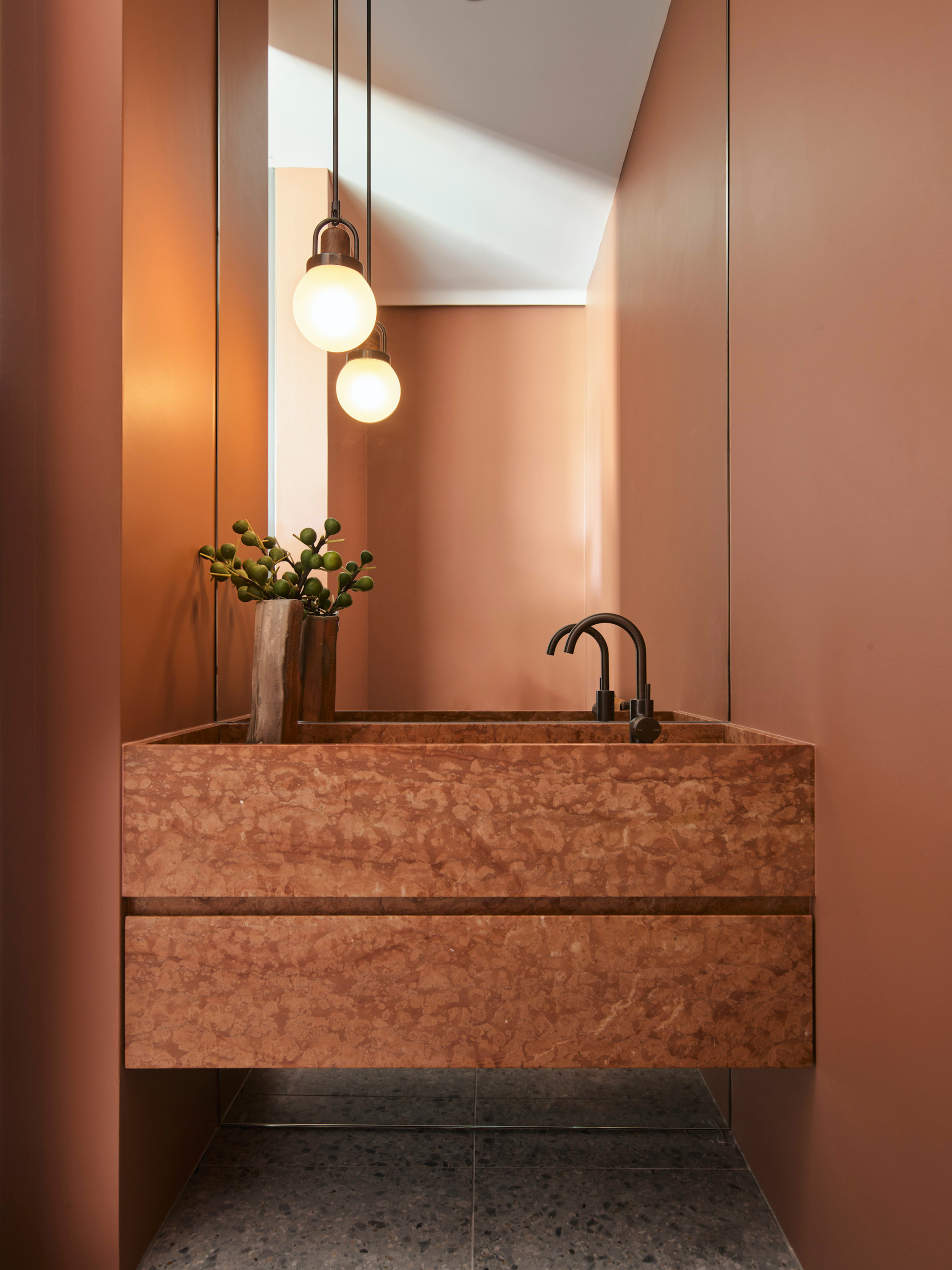 Love Colour? See the Shortlisted Homes in Dulux's Colour Awards | Houzz NZ