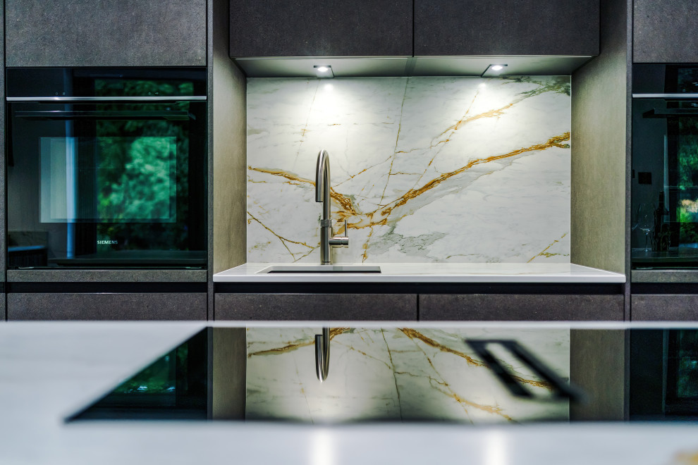 Mr & Mrs Ringley - Modern - Kitchen - Manchester - by Elite Kitchens ...