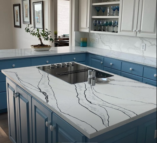 Beautiful Countertops - Kitchen - Tampa - by Tampa Bay K&B | Houzz UK