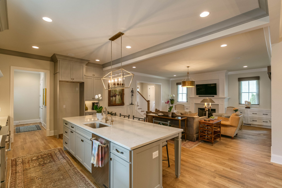 Amanda Ave Complete Interior & Exterior Design - Nashville - by Evolve Interiors Inc. | Houzz UK