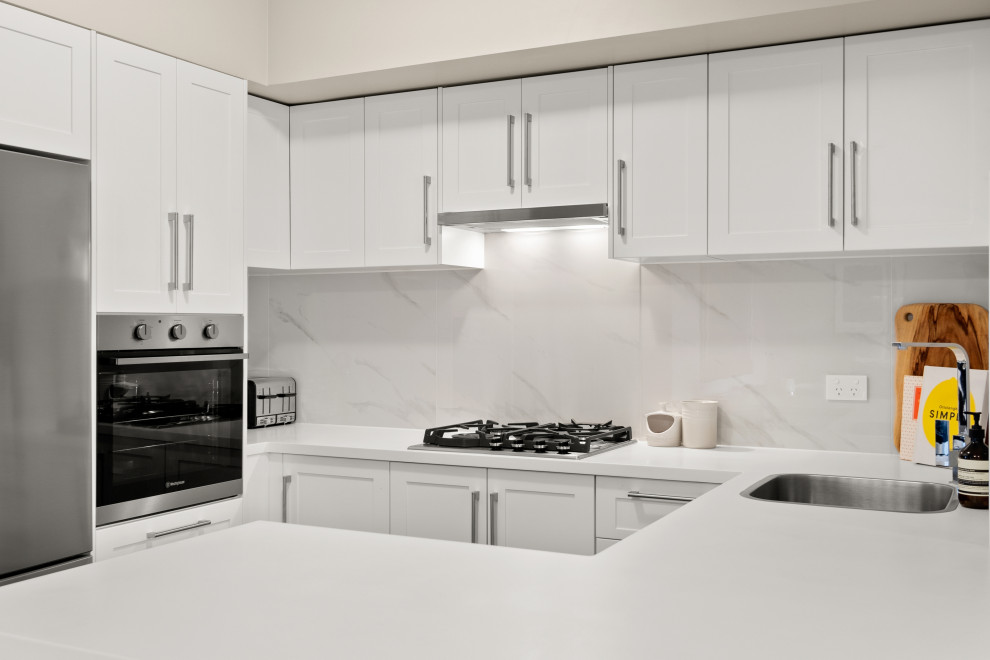 Corian Glacier White benchtops - Modern - Kitchen - Central Coast - by ...