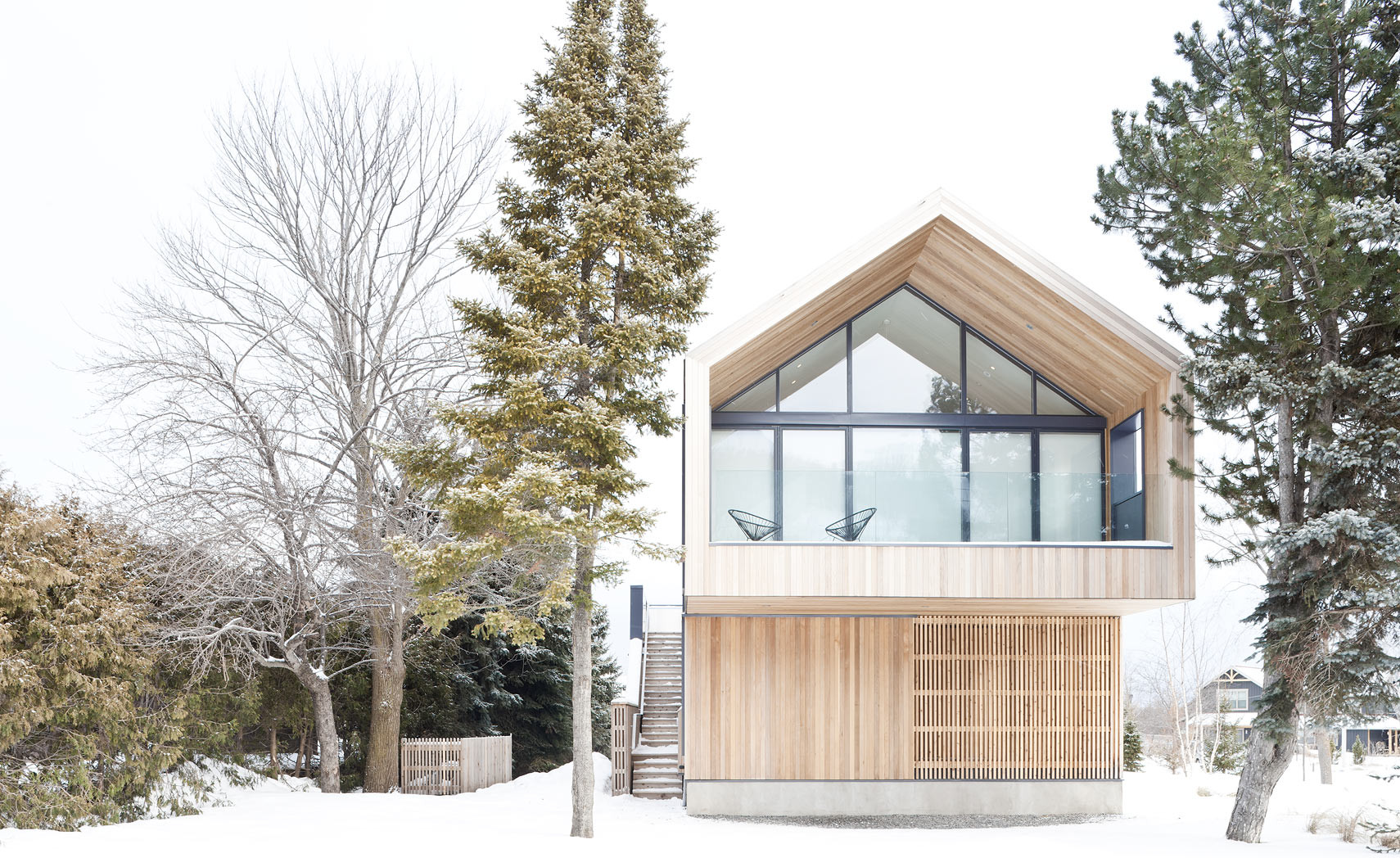 Modern Canadian Homes Showcase Clever Entryways
