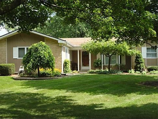 10 Advantages of the Humble Ranch House