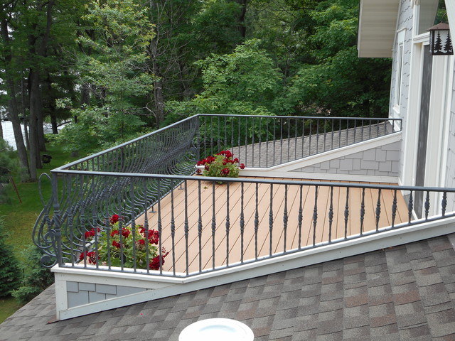 Lakeside pot belly railing - Traditional - Minneapolis - by Artistic ...