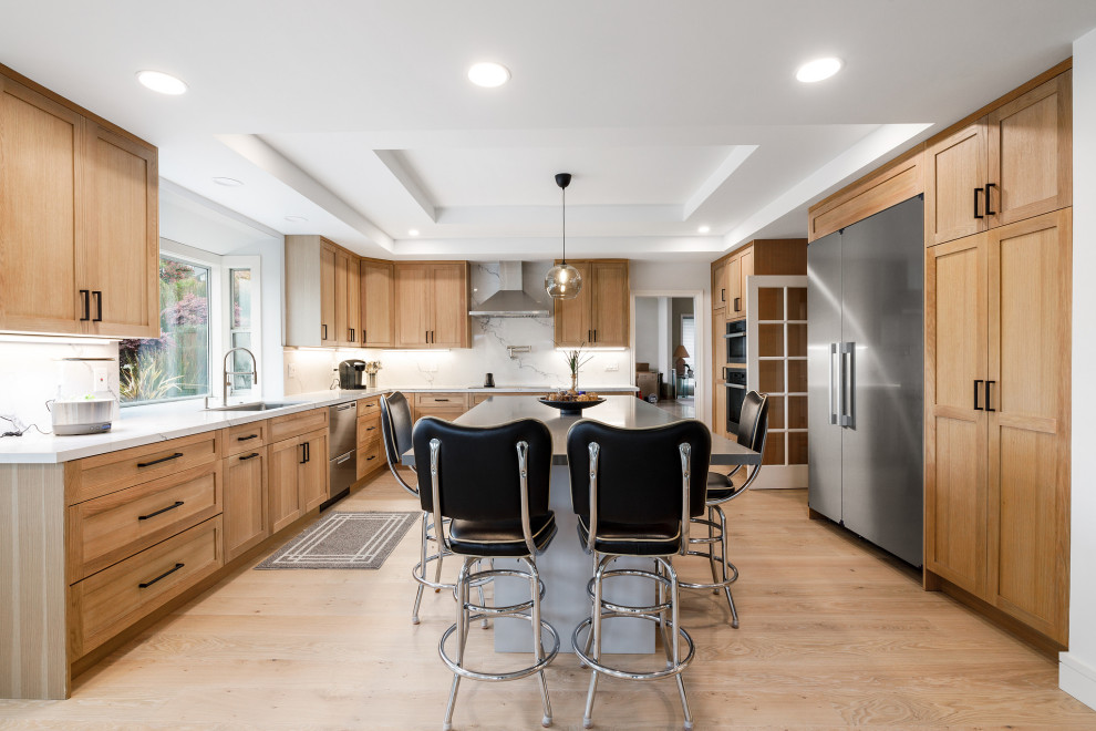 Emerald Hills Modern Living - San Francisco - by HomeTech Construction & Design | Houzz UK