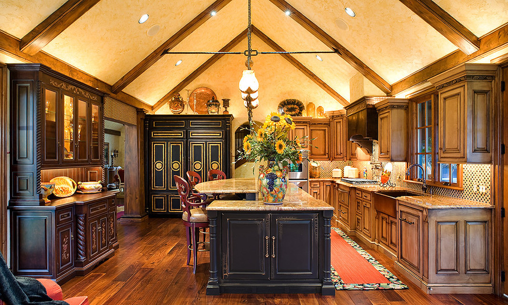 Breathtaking Kitchen Designed for Royalty - Traditional - Kitchen ...