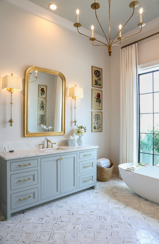 California Coastal - Beach Style - Bathroom - New Orleans - by Lionel F ...