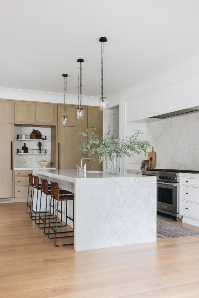 London Oak - Farmhouse - Kitchen - Chicago - by O'Brien Harris LLC | Houzz