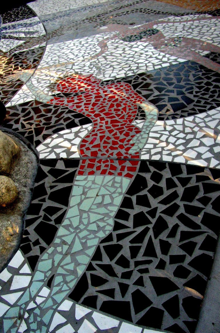 Broken Tile Mosaic Floor Ideas | Floor Roma