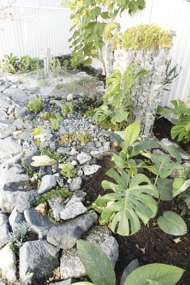 Perth Landscaping Minimalist - Contemporary - Landscape - Perth - by ...
