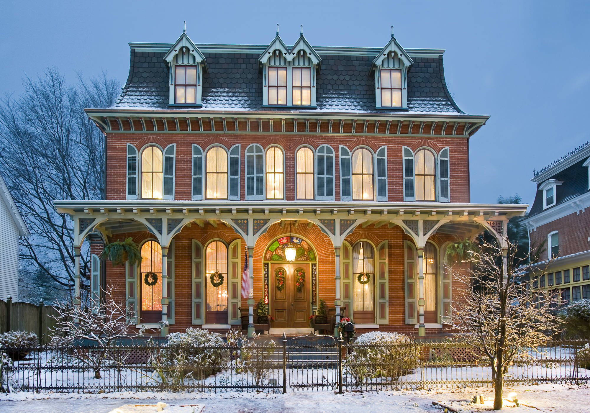 The Reimagined Home of Ebenezer Scrooge: Past, Present and Future ...