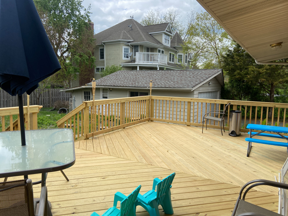 Pressure Treated Deck with Lattice Skirting in Palatine, IL ...