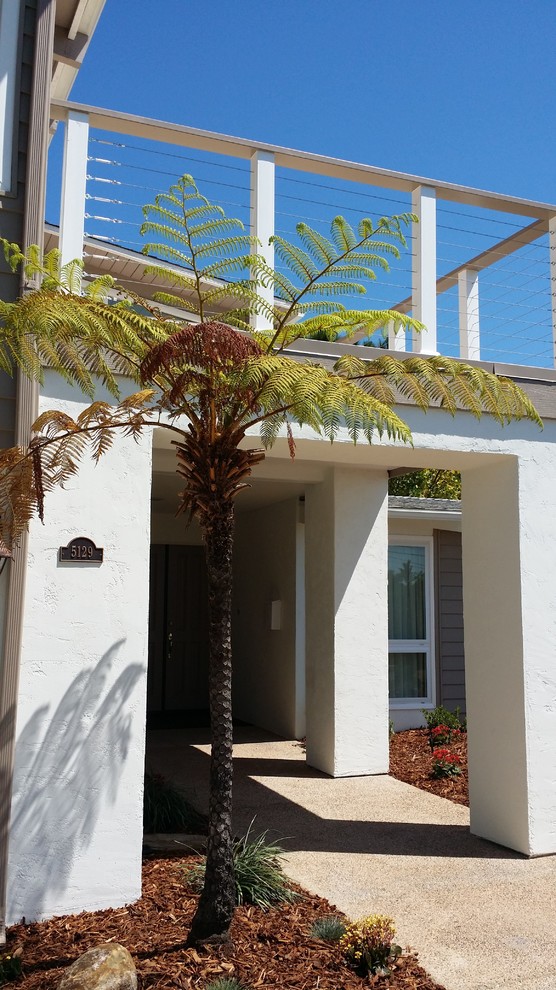 Entry Deck - Contemporary - San Diego - by Full Circle Design ...