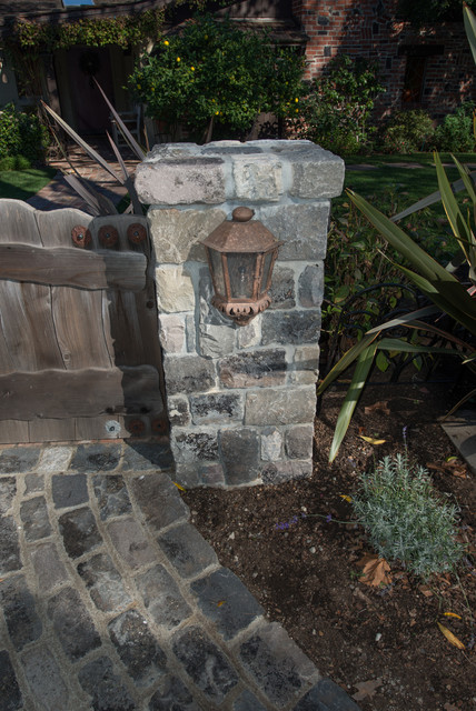 San Francisco Cobblestone Column - San Francisco - by Peninsula ...