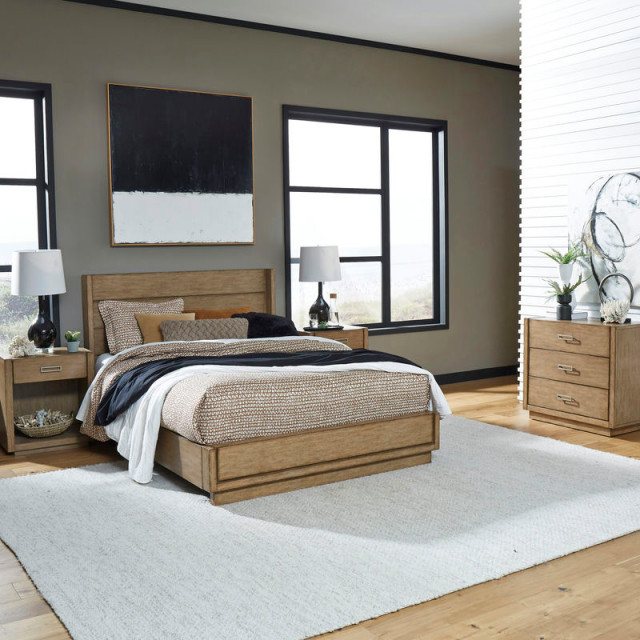 Montecito Queen Bed, Two Nightstands and Chest By Homestyles ...