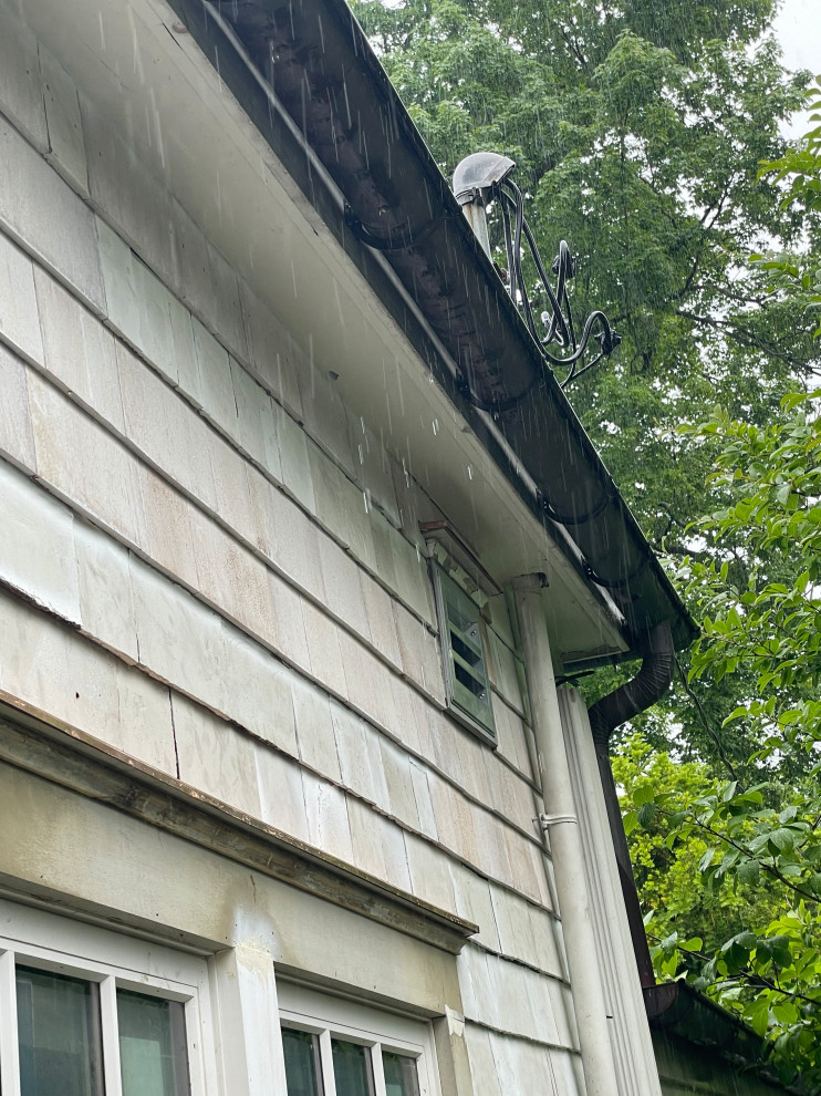 Gutters - water dripping from underside?