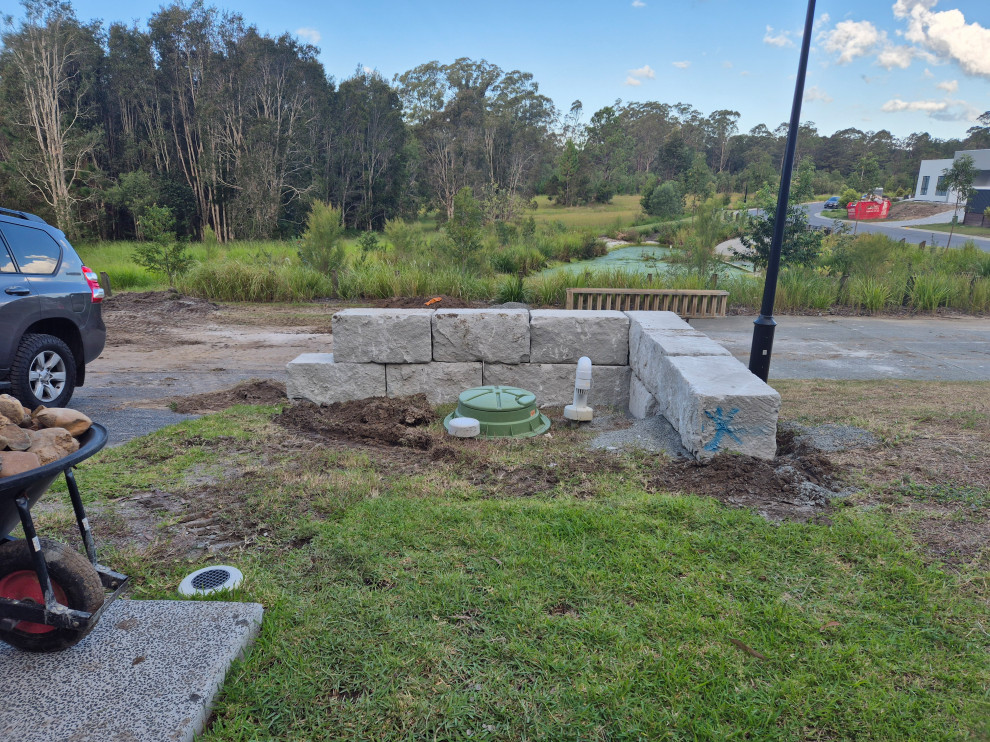 Front retaining wall issues | Houzz AU