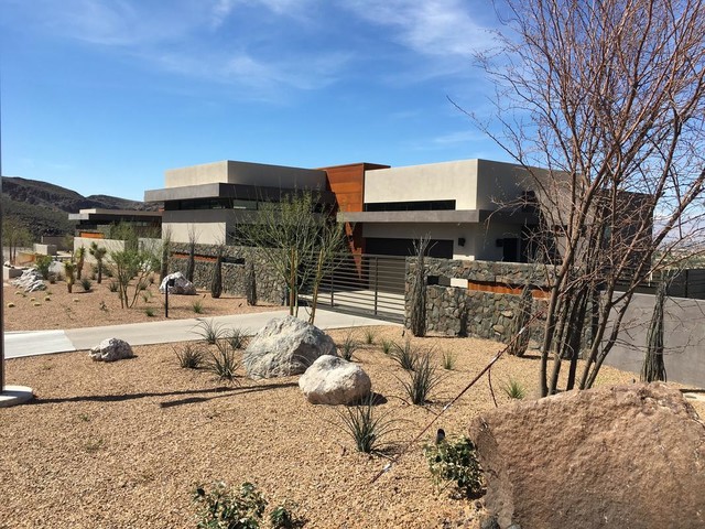 Tuscan Ashlar Red Fusion Small Sample - Traditional - Siding And Stone ...