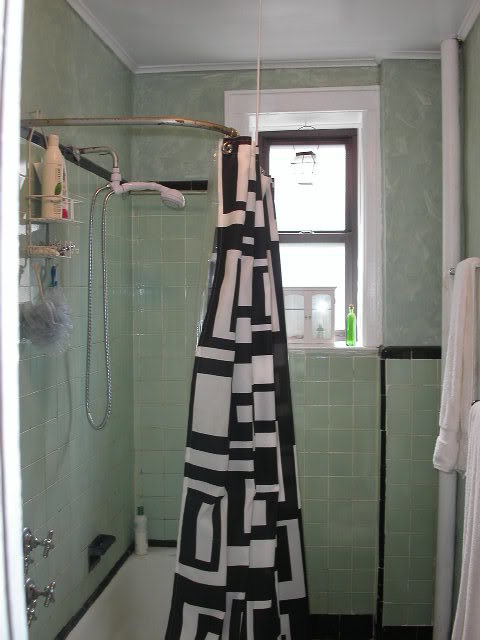 Glass tile accent strip - where and how wide?