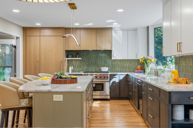 7 New Warm and Inviting Contemporary Kitchens
