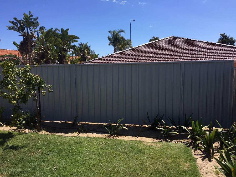 Colorbond Fencing Perth - Industrial - Perth - by Team Work Fencing ...