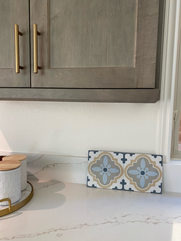 Backsplash for Calcutta Arno