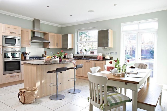 Houzz Tour: From Bachelor Pad to Family Home in England