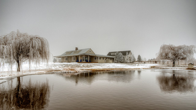 Houzz Tour: Rugged Charm for a Washington Farmhouse