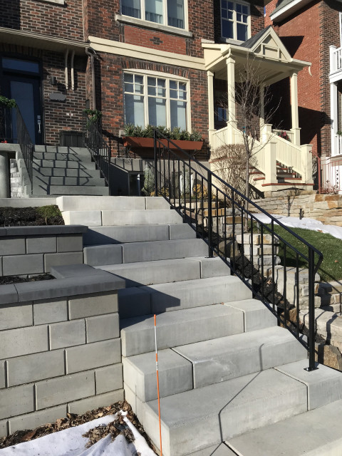 Bespoken wrought iron handrail for a heritage house in Montreal - Retro ...