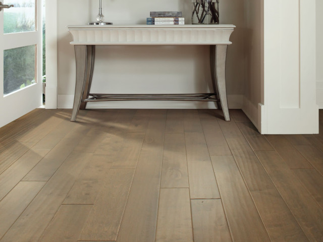 Shaw SW520 Biscayne Bay 5"W Subtle Scraped Engineered Hardwood ...