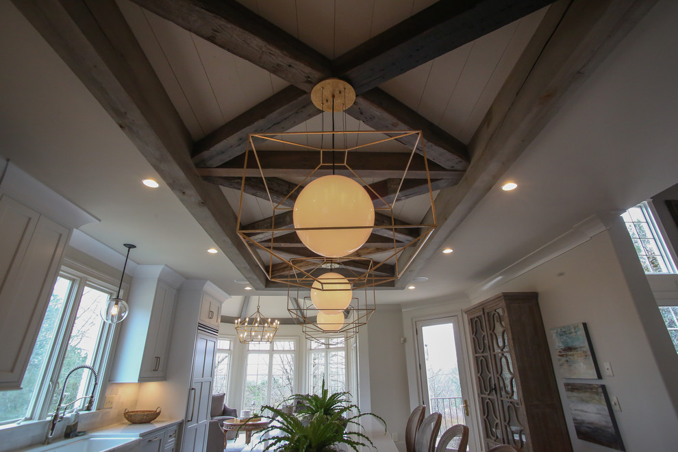 Trayed ceiling. Custom made beams. - Birmingham - de Taylor Burton ...