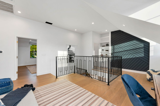 Spectacular Mansion By Regal Construction - Midcentury - Los Angeles ...