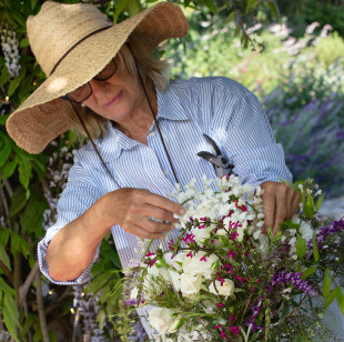 TRACE ROBINSON LANDSCAPE DESIGN - Project Photos & Reviews - Montecito ...