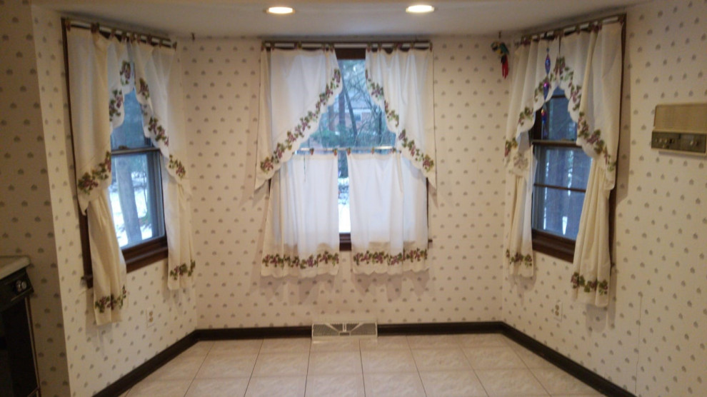 How to repair a sagging Bay Window in a old house?