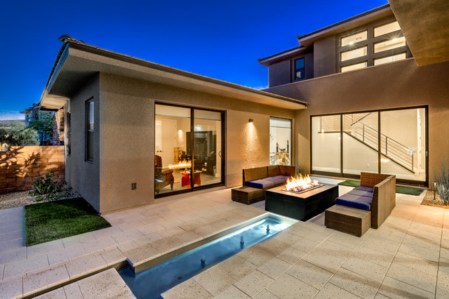 Geometric Pool with linear Fountain & Rim Flow Spa - Las Vegas - by ...