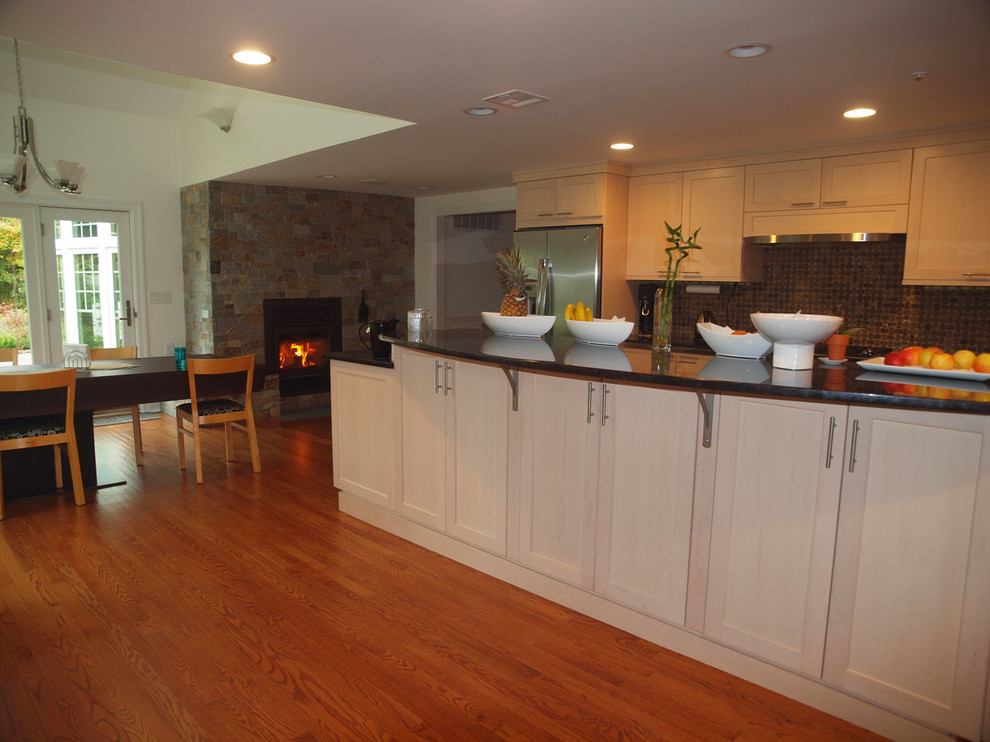Houzz TV: Flickering Virtual Fireplaces to Warm Your Heart