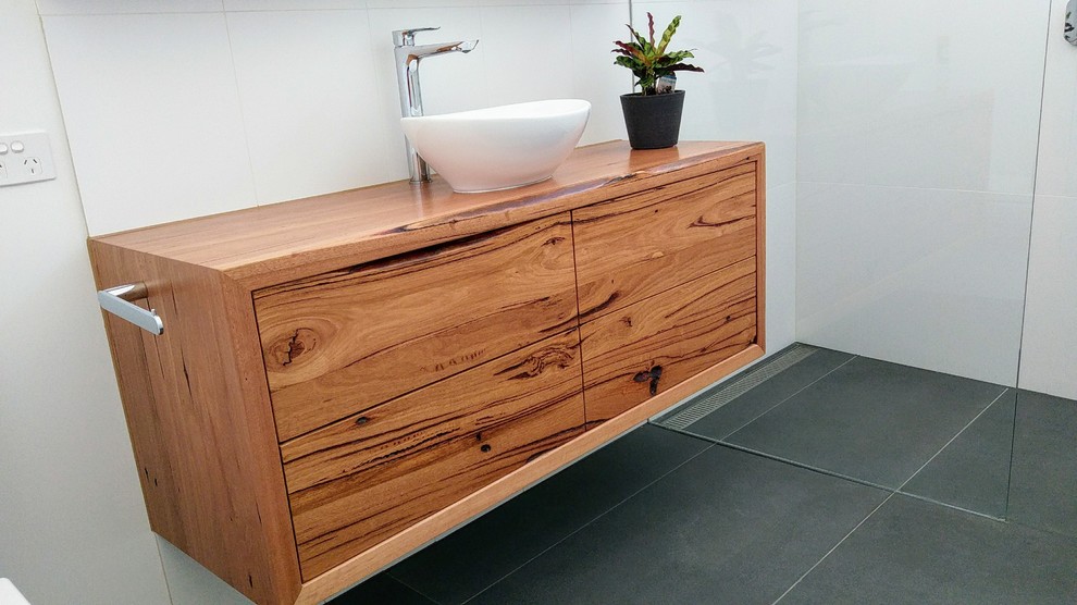 How to Make Timber Work in the Bathroom | Houzz AU