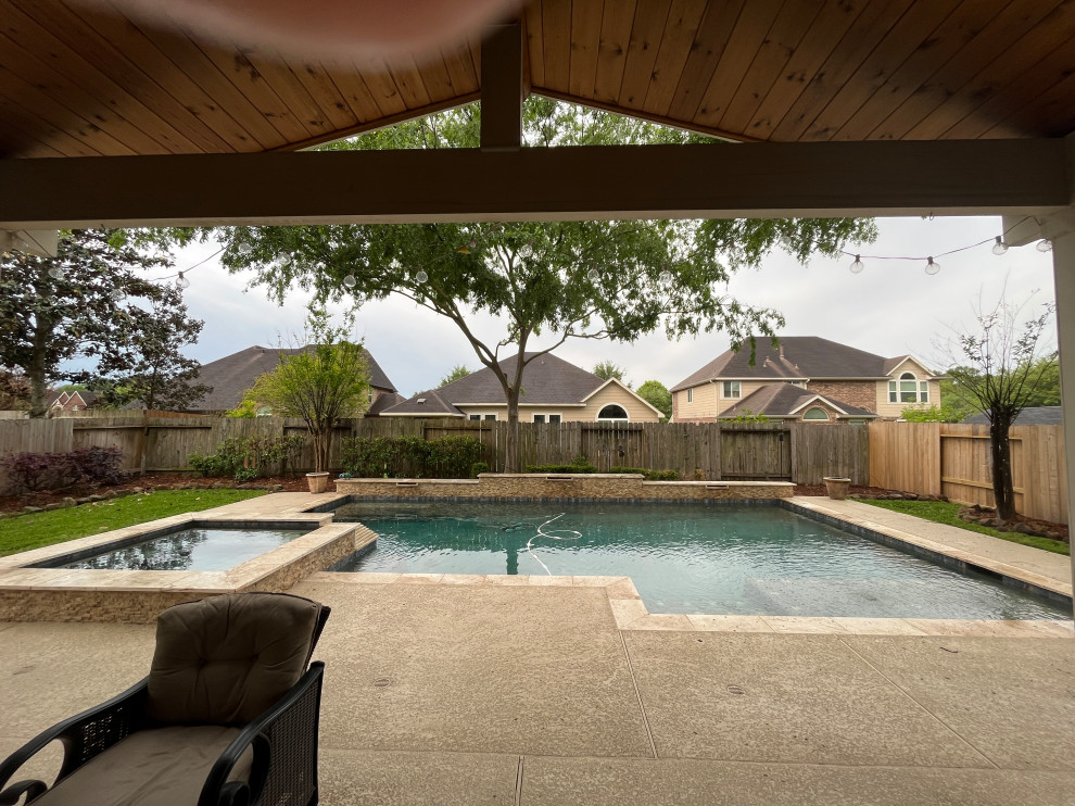 Landscaping ideas behind pool