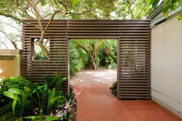 16 Sleek Designs For Contemporary Garden Gates