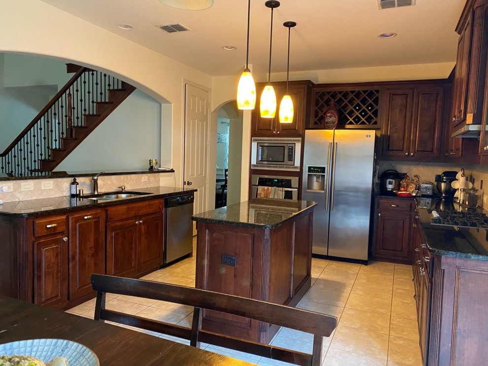 Need help with kitchen design layout