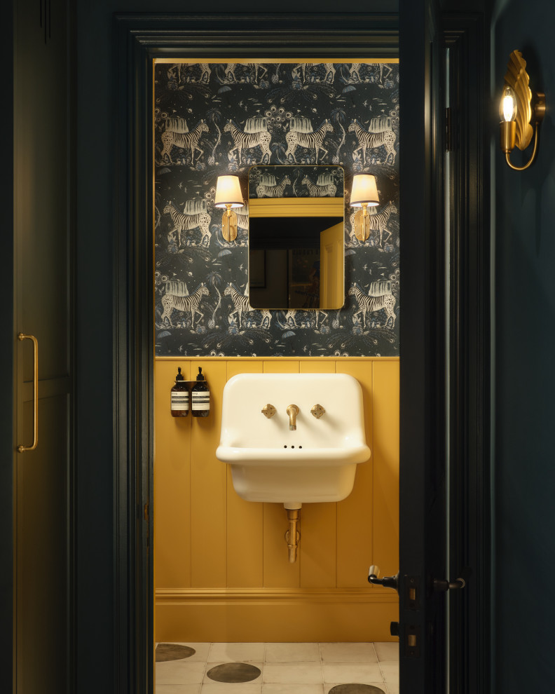 Powder Room - Traditional - Powder Room - London - by Q Design House ...