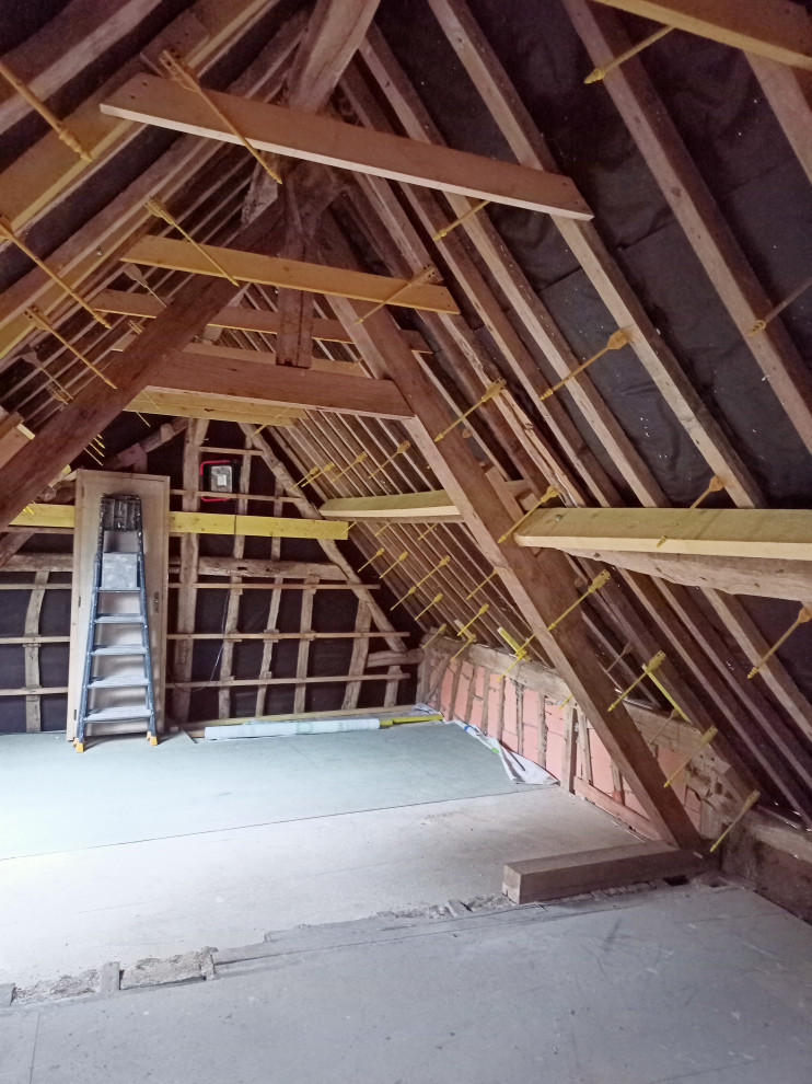 Rénovation et aménagement d'une maison à colombages - Contemporary ...