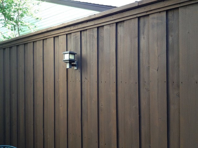 Fence Staining - "Hawthorne" - Classique - Dallas - par Fresh Coat ...