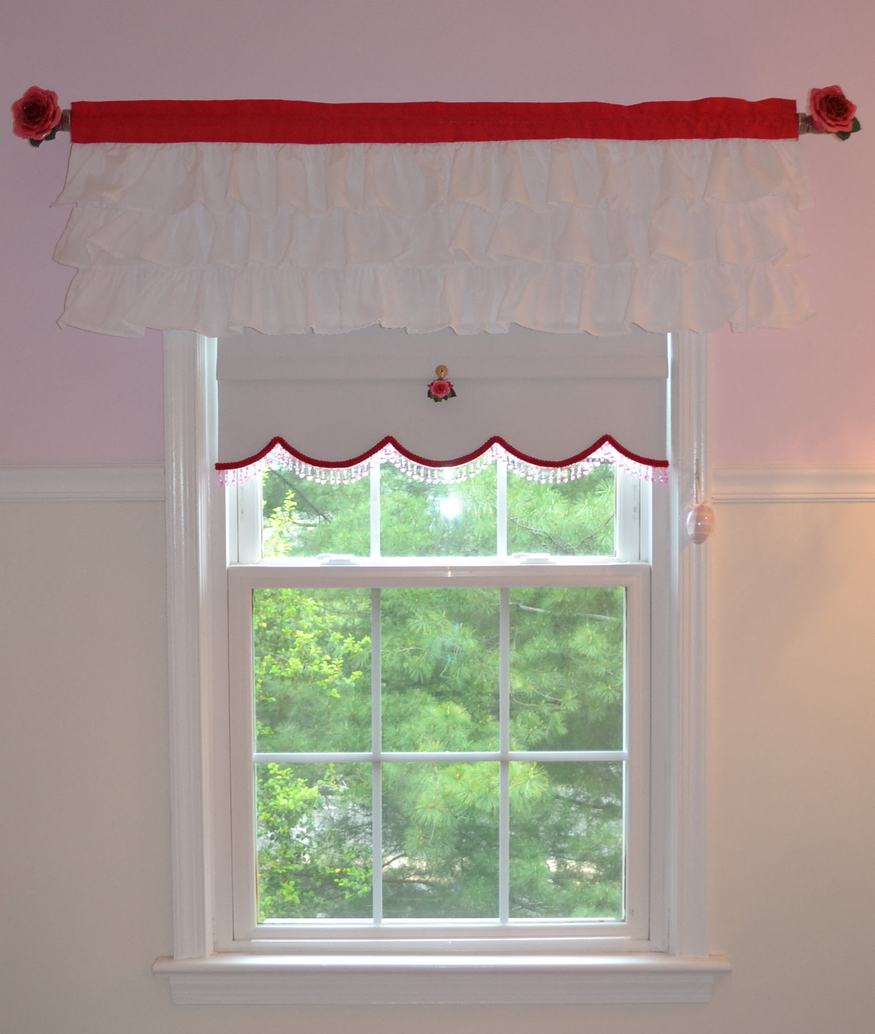 Map Scalloped Edge Shades