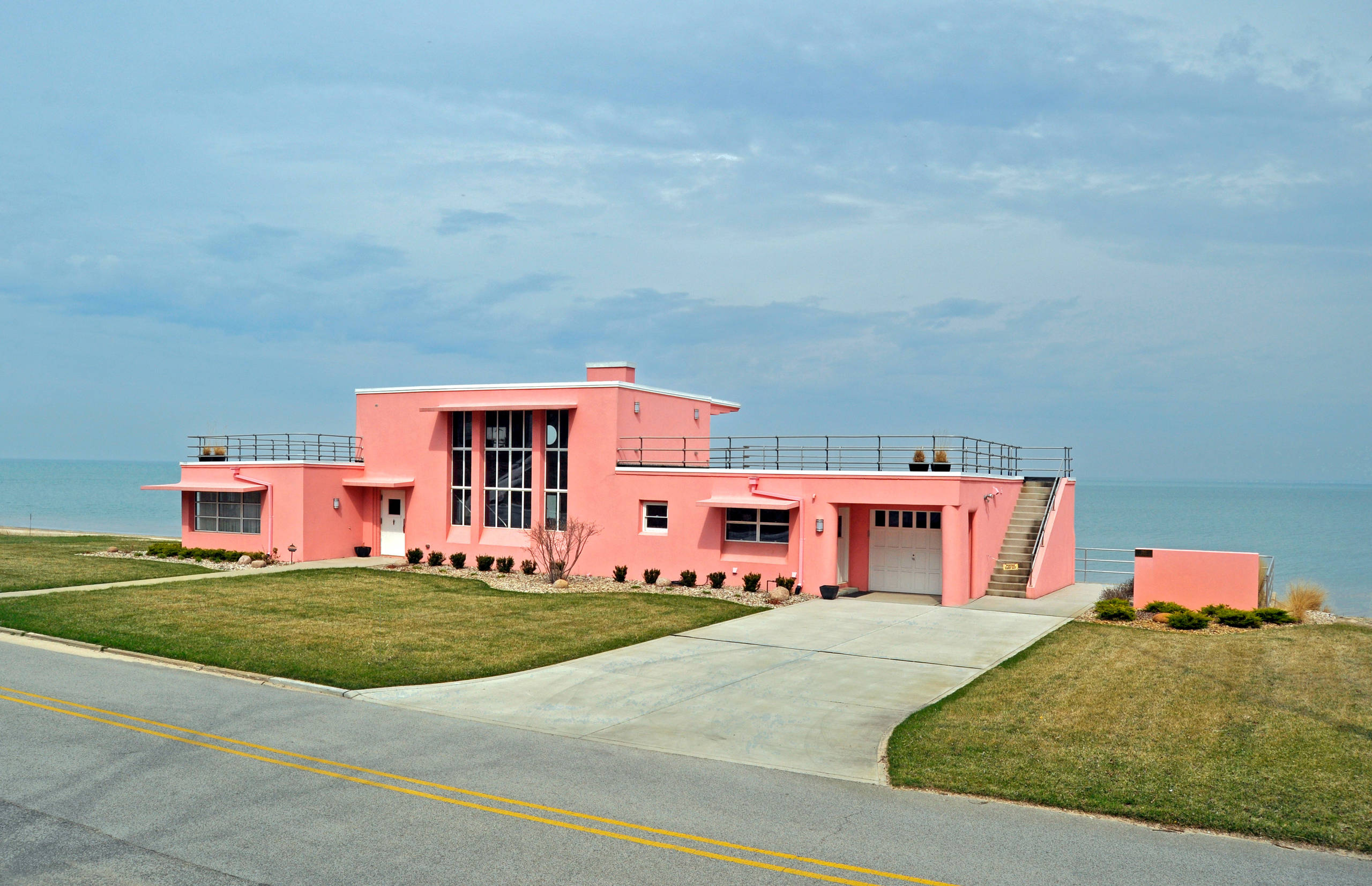 85 Years Ago, These Still-Standing Model Homes Saw the Future