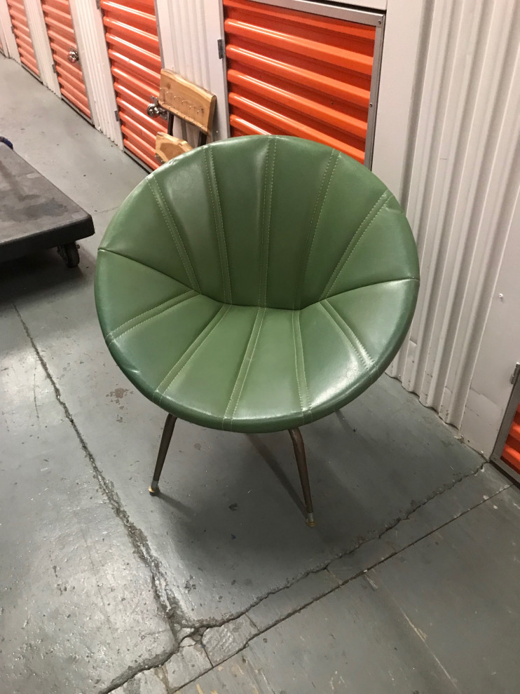 Need Help: Identify this Mid-Century Modern Round Chair?