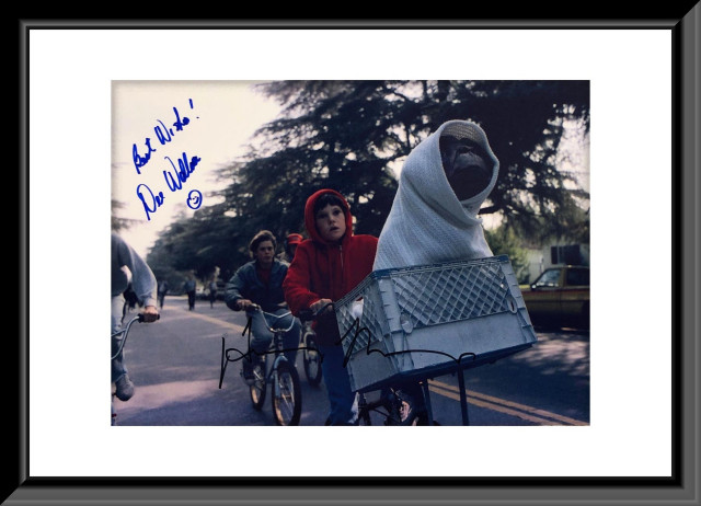 E.T. the Extra-Terrestrial Henry Thomas and Dee Wallace signed movie ...