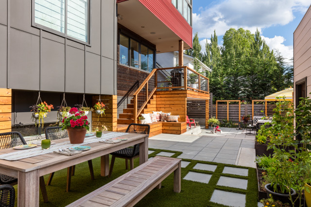 Patio of the Week: Family-Friendly Design Connects Home and Yard